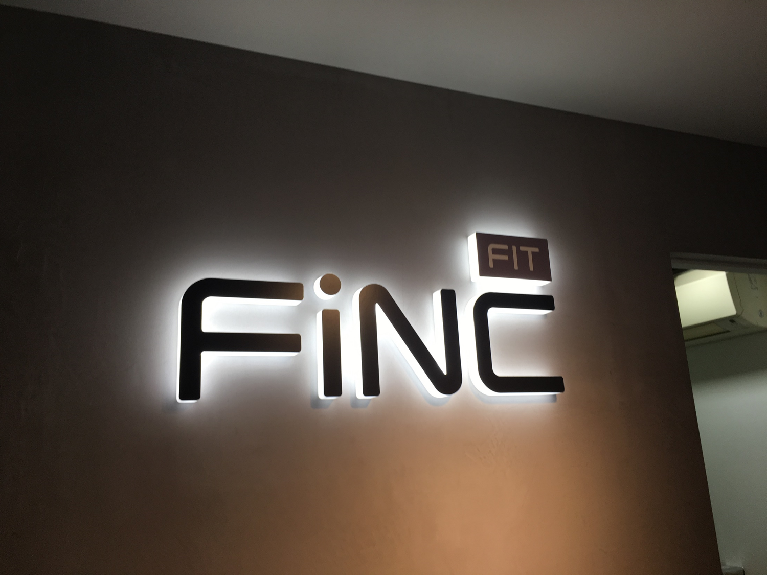 FiNC銀座店にも行ってみた、エステの口コミも…【予約状況も確認】